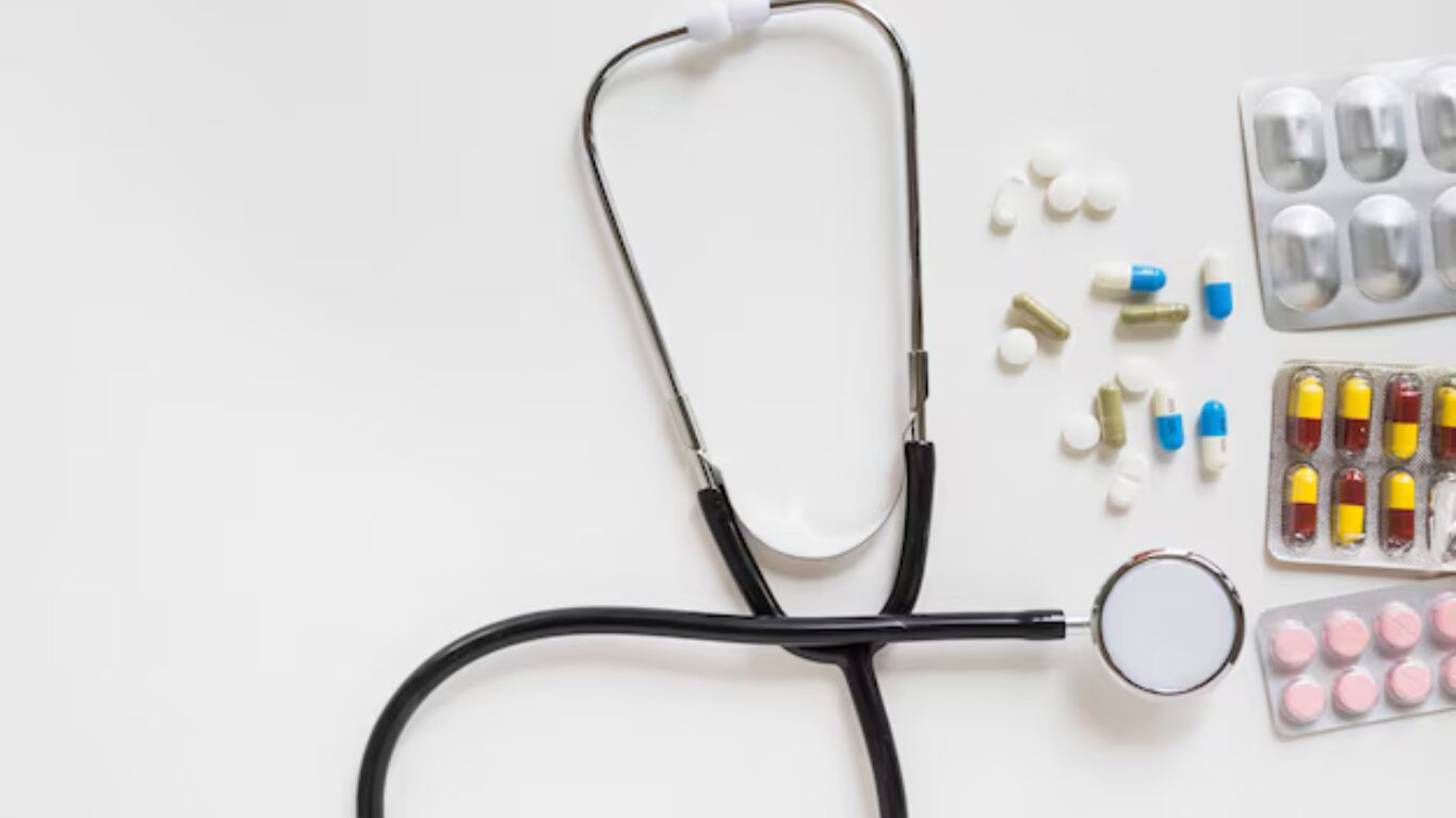 Understanding the role of medicine by doctor and its importance ...